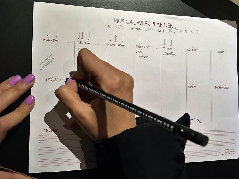 Musical week planner (A4)